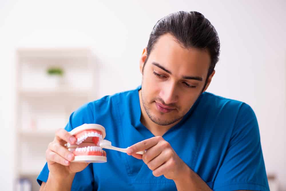 Get Spotless Dentures with These Simple Cleaning Methods - Winston ...